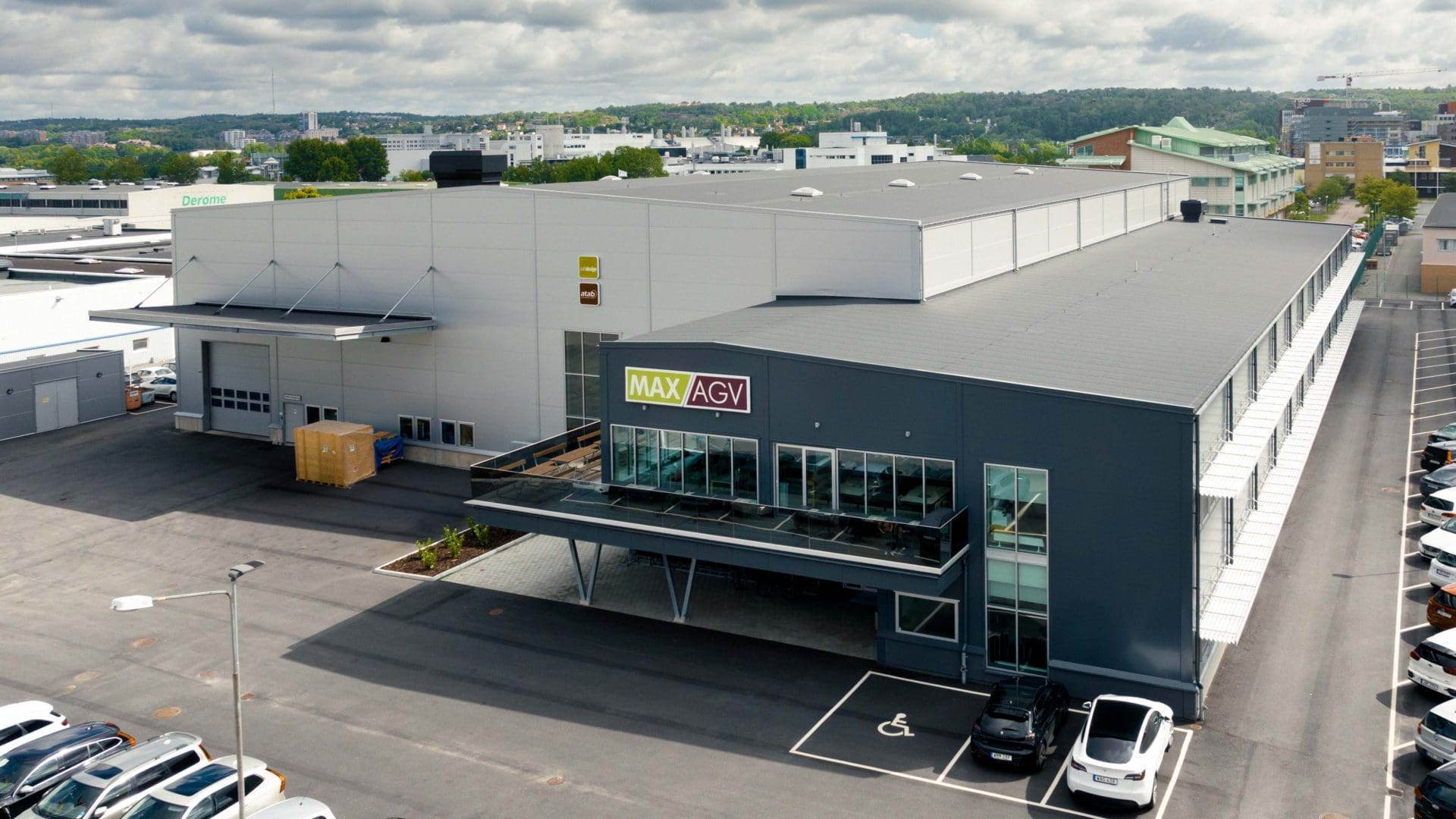 Home | MAXAGV - World Leader in AGV Transport Systems